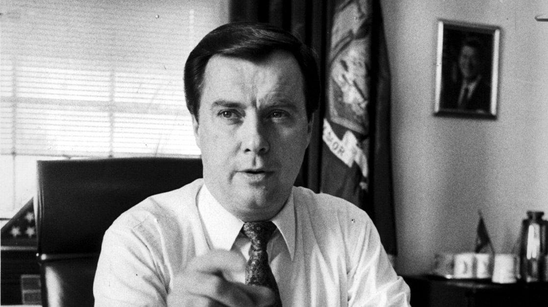 William Carney dead; politician who backed Shoreham plant was 74 - Newsday