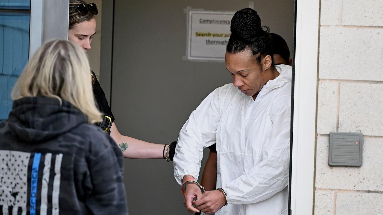 Ashley C. Guimont of Coram, charged in fatal shooting of boyfriend Alex ...