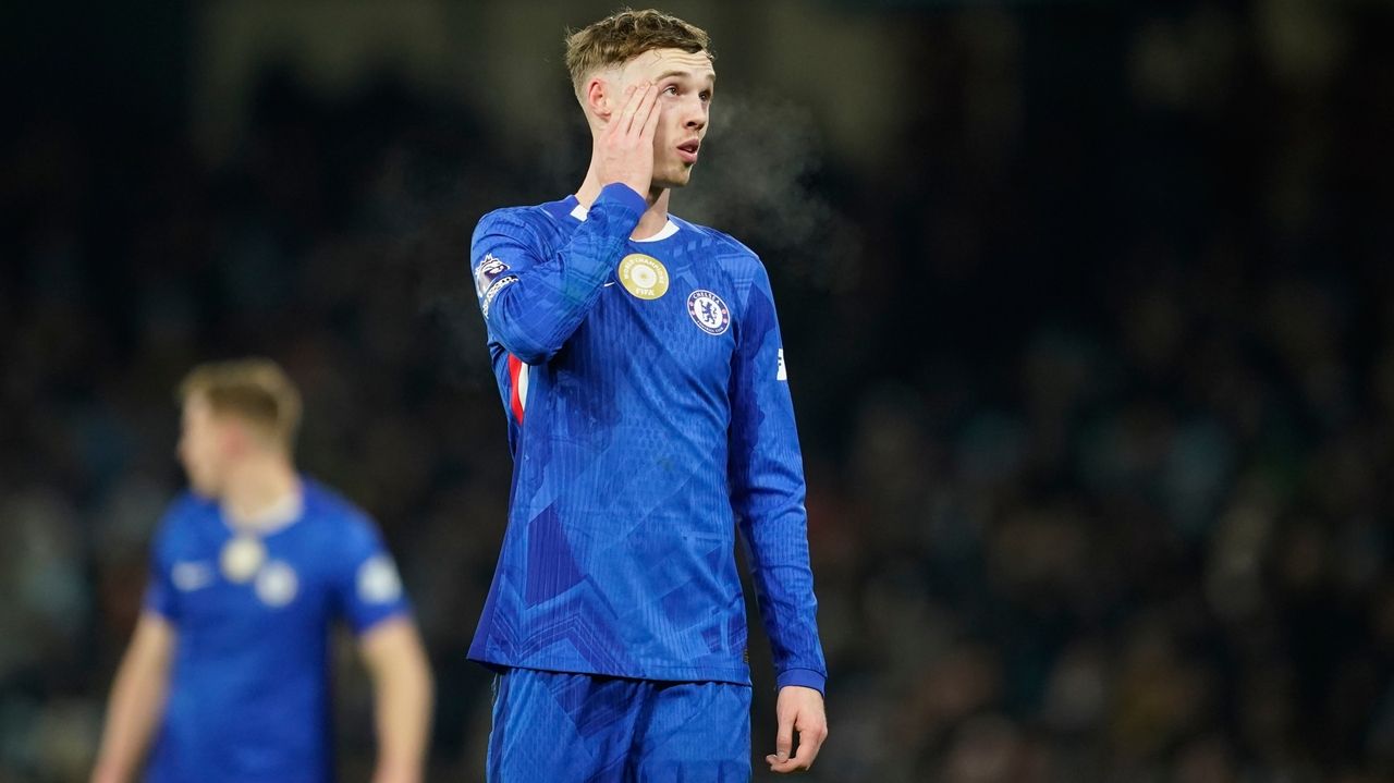 Cole Palmer has 'minor' thigh strain in latest blow in injury-blighted ...