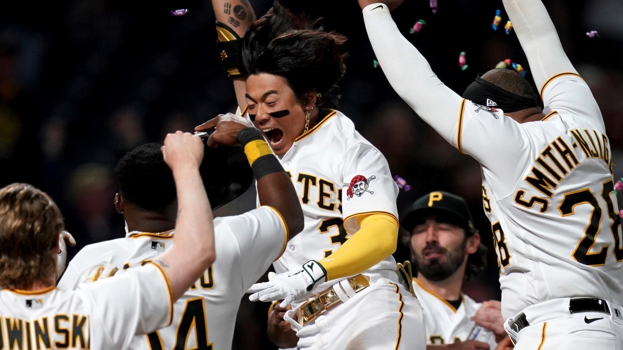 Rookie Bae hits 3-run homer in 9th, Pirates beat Astros 7-4 - Newsday