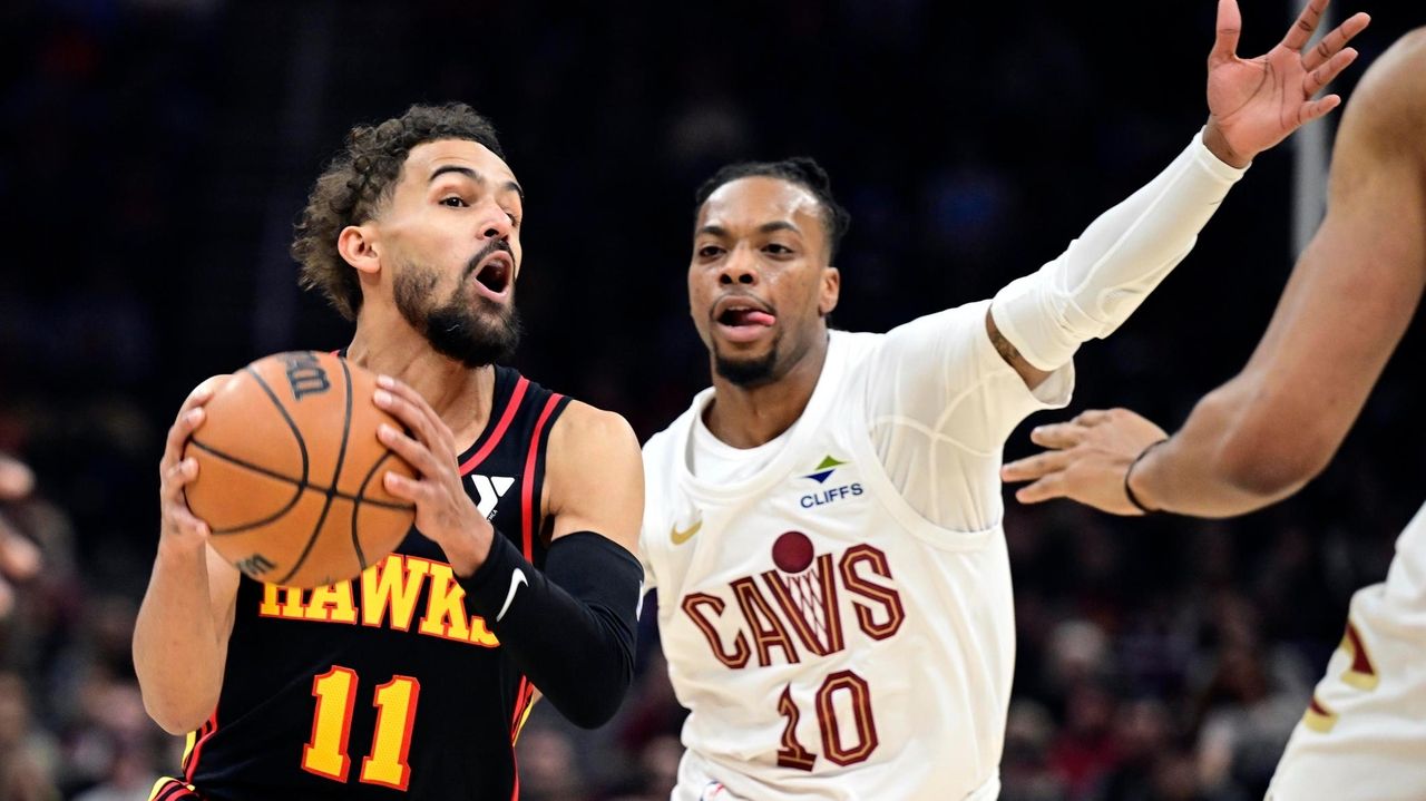 Trae Young's 22 assists help Hawks stun Cavaliers 135-124, only ...