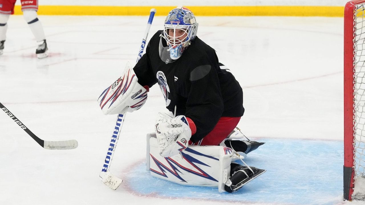 Rangers goalie Igor Shesterkin says contract talks aren't his concern ...