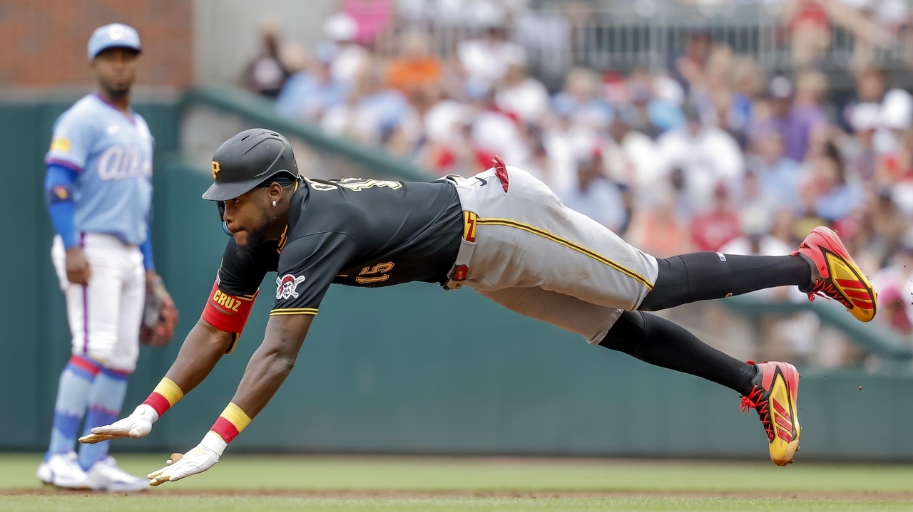Pirates place CF Oneil Cruz on 10-day injured list with broken left ...