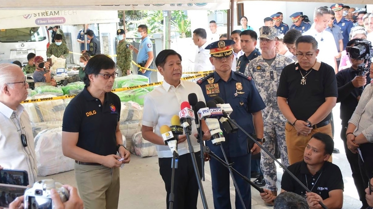 Philippines' Marcos says 'not one person died' as police make huge drug ...