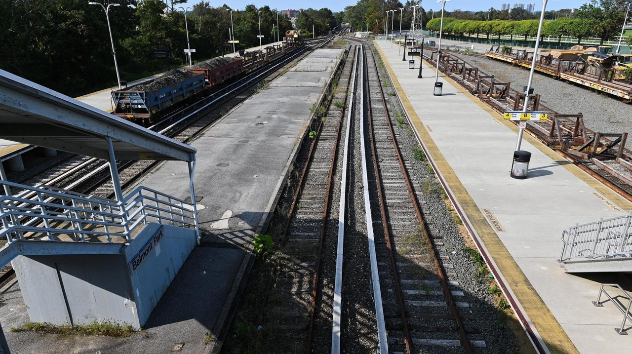 LIRR Elmont station to be served by Hempstead branch trains at all ...