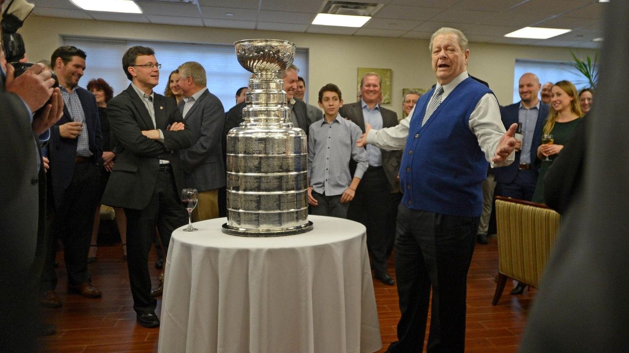 Return of Jean Potvin was a big lift for Denis Potvin, his younger ...