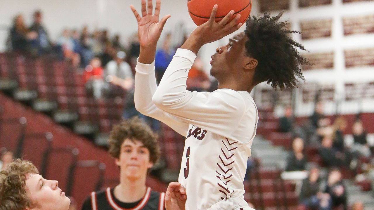 Southampton vs. Pierson - Newsday