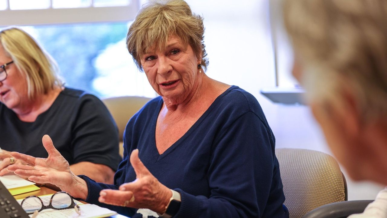 Wainscott schools tweak budget plan ahead of revote - Newsday