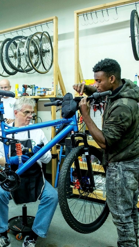Cycle of giving: Brookhaven Bike Co-op gets Long Islanders on 2 wheels ...