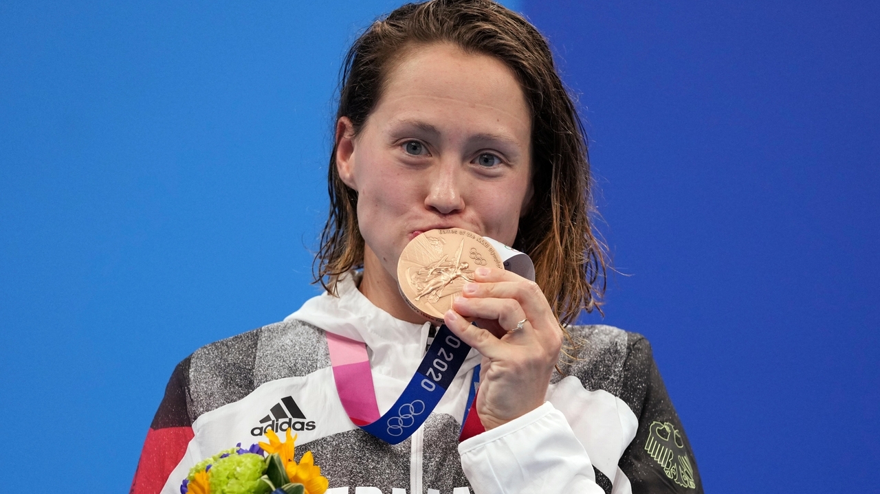 Olympic swimming medalist Sarah Wellbrock of Germany retires because of ...