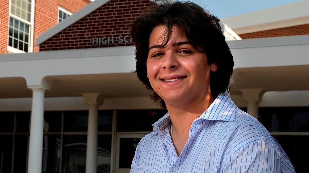Eric Zwilling spreads awareness of Tourette - Newsday