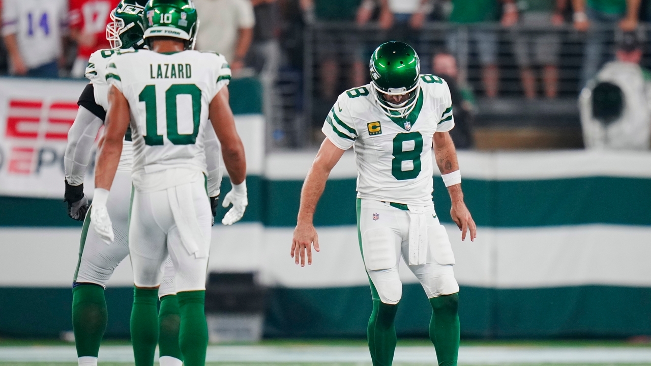 Sprains, strains and ACL tears. What to know about some of NFL players ...