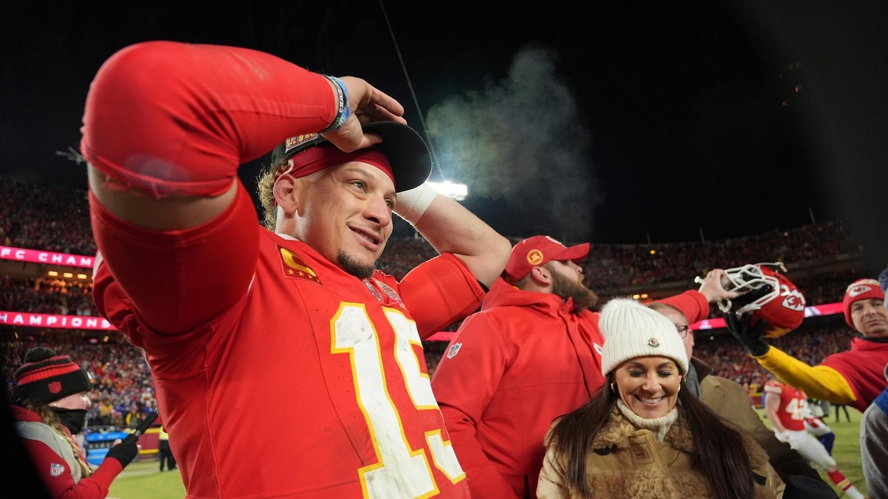 NFL Playoff Guide: Chiefs back in the Super Bowl and open as slight ...