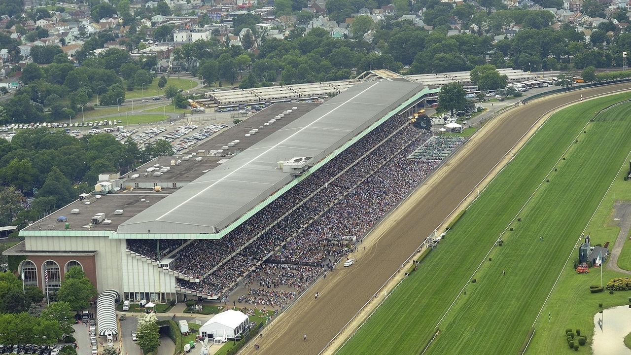 State is right to help in Belmont renovation - Newsday