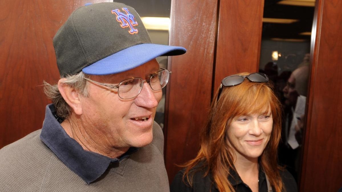 Davis' parents arrive at Citi Field to see son play - Newsday