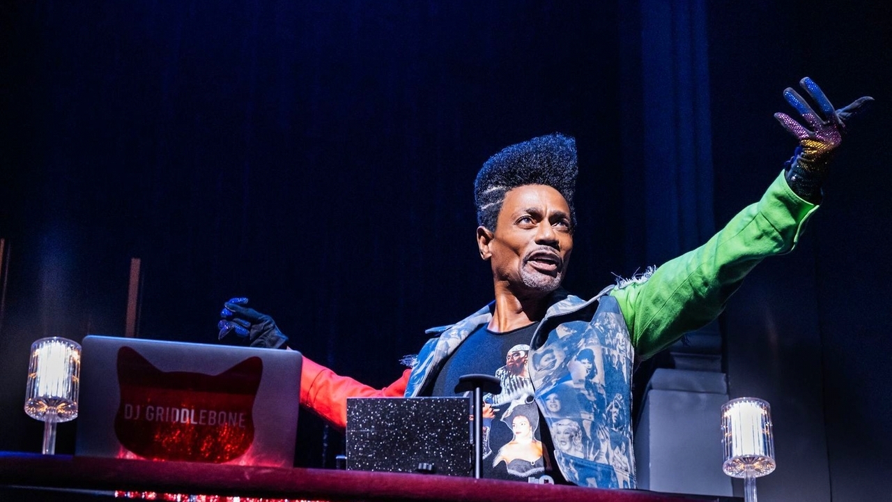 A reimagined 'Cats' on Broadway features a special cat — an actor from ...