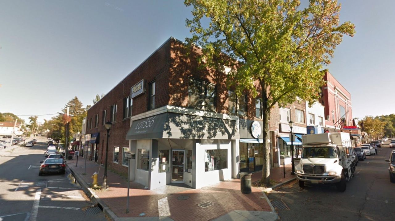 NEFCU to open branch in high-profile Huntington spot - Newsday