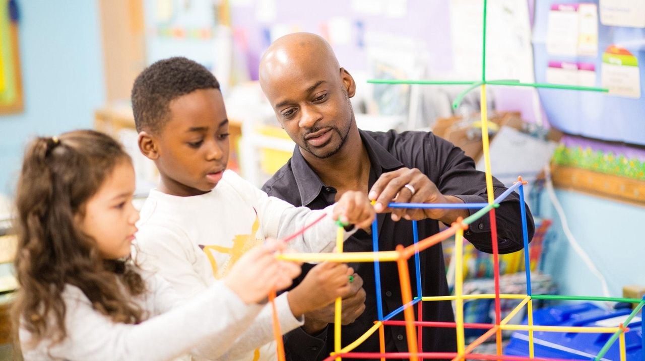 These Long Island PTA dads give their all for their kids' schools - Newsday