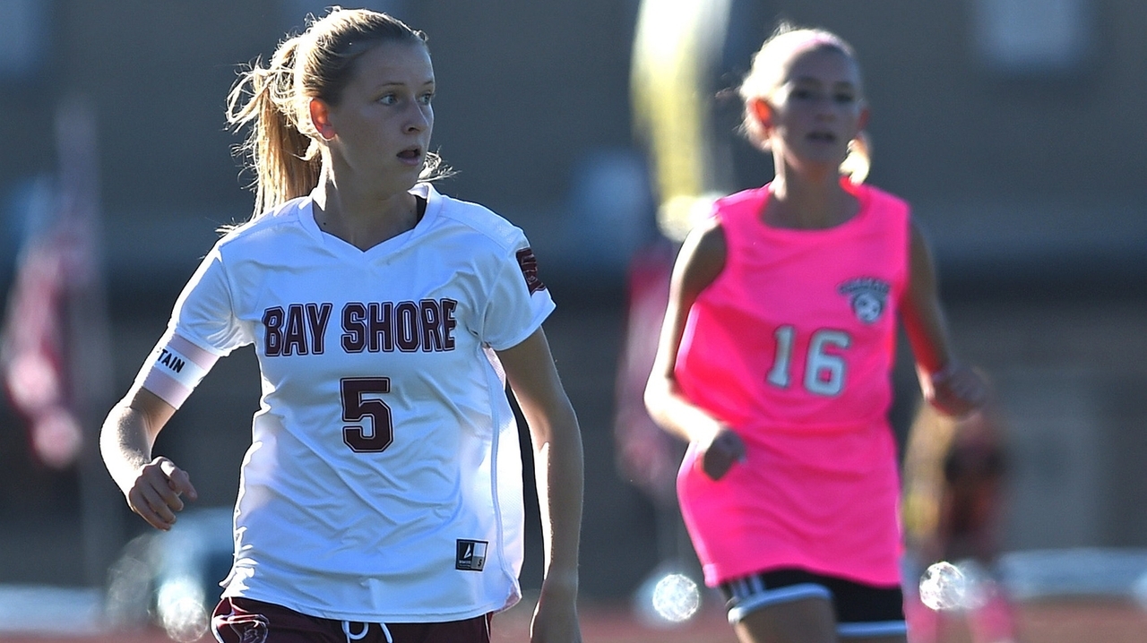 Emma Hood has helped lead Bay Shore to playoffs - Newsday