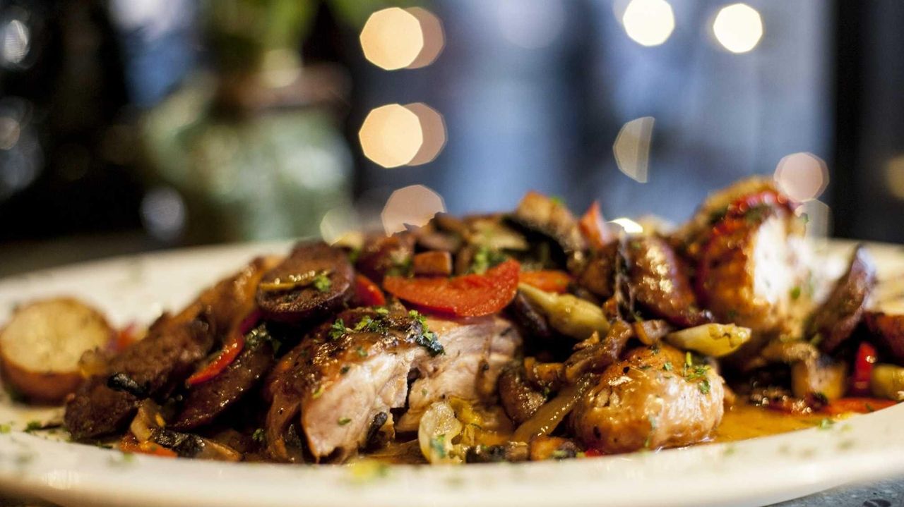 Noisy restaurants with good food - Newsday