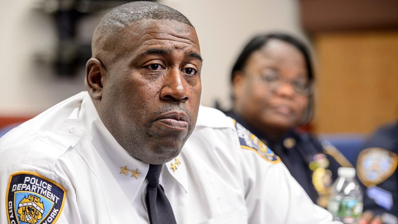 NYPD's Keechant Sewell promotes Jeffrey Maddrey to chief of department ...