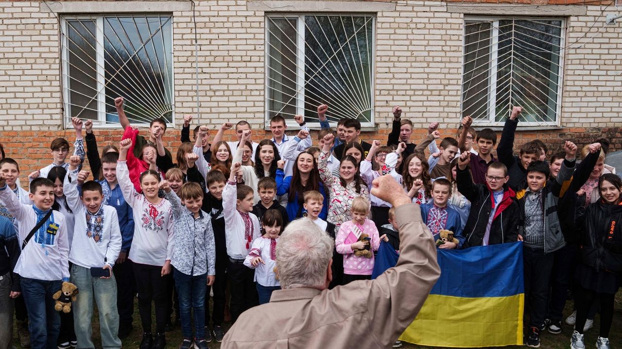 Informal ties with US philanthropists like Howard Buffett firm despite ...