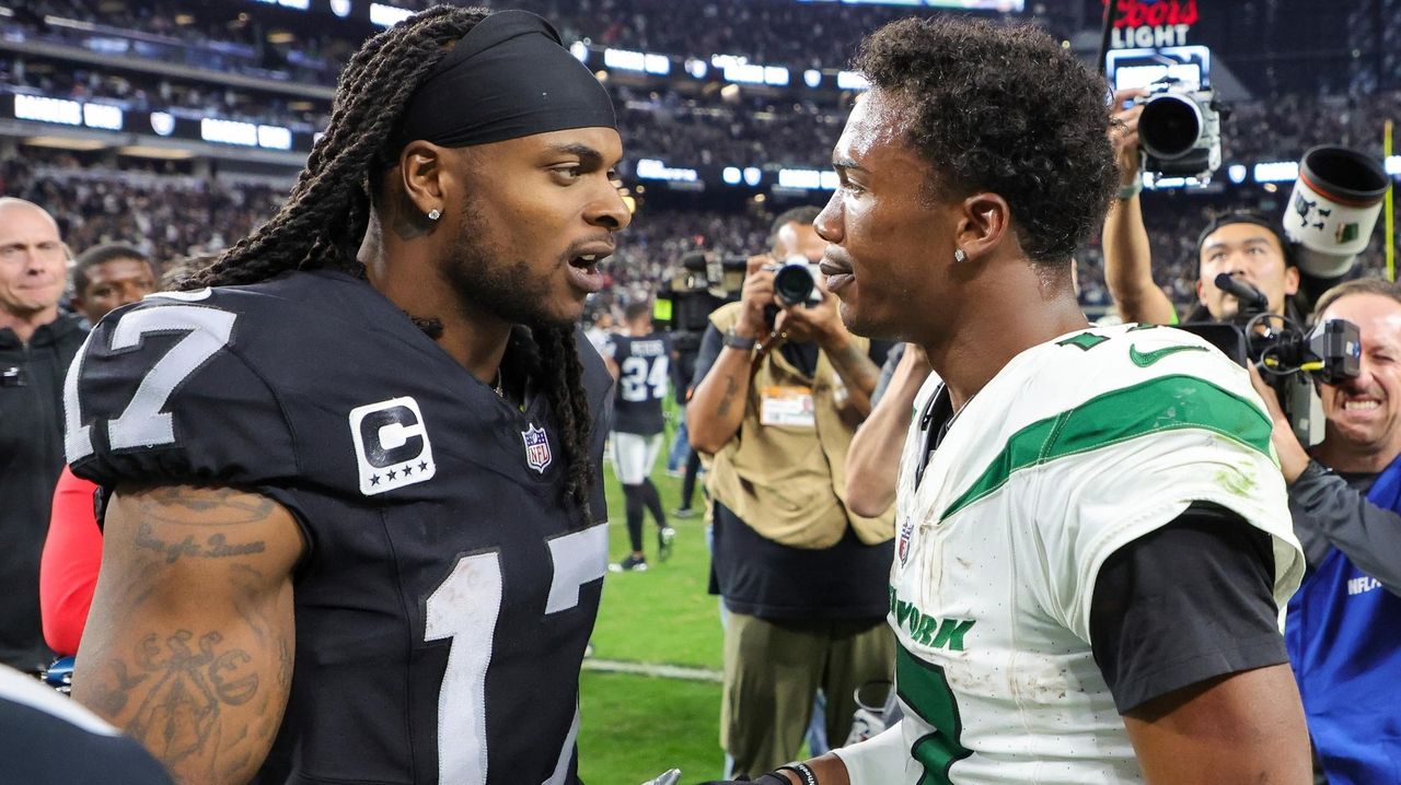 As Davante Adams trade rumors heat up, Jets OC Nathaniel Hackett keeps ...