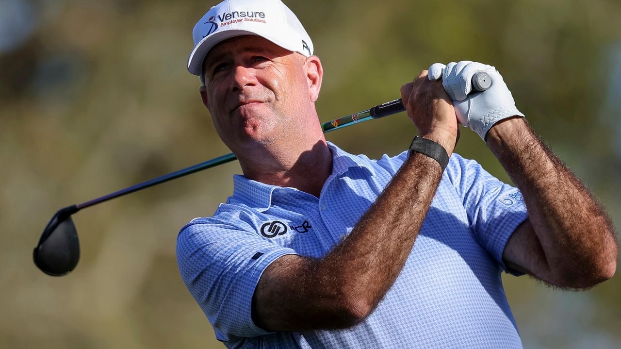 Cink contending in Champions debut, trails Harrington by 4 at Senior ...