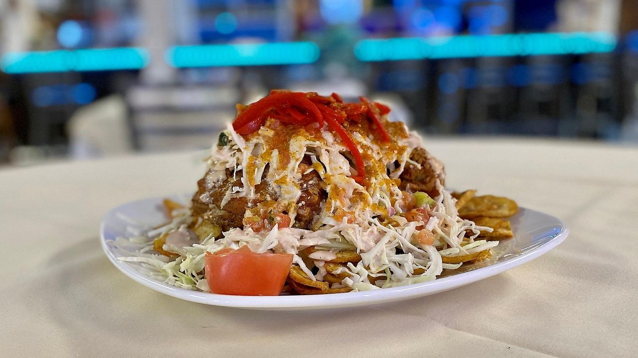 Honduran restaurant La Glorieta de Martin opens in Copiague - Newsday