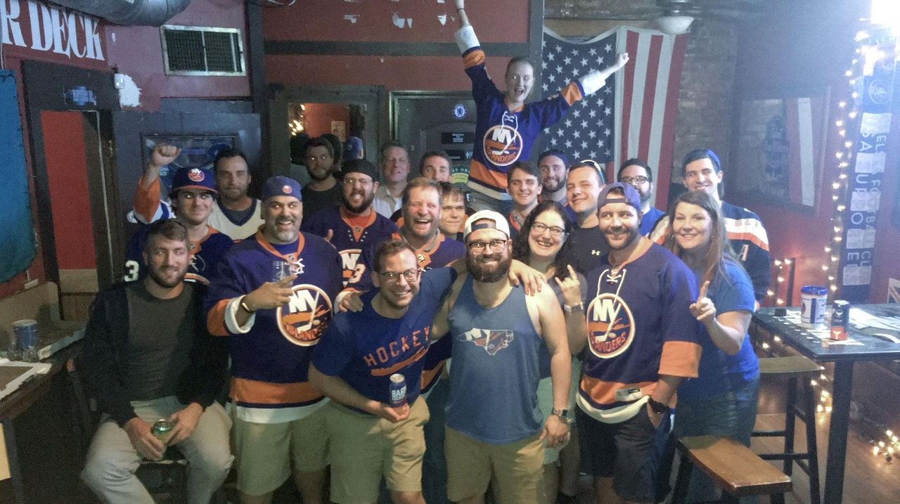 'Isles Meetup' fan groups sweeping the nation as Islanders make playoff ...