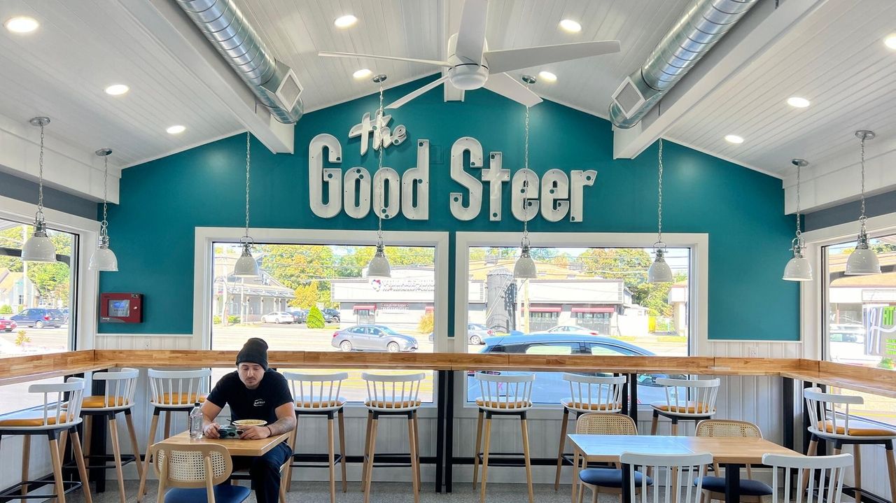 Hummus Fit opens at former Good Steer in Lake Grove - Newsday