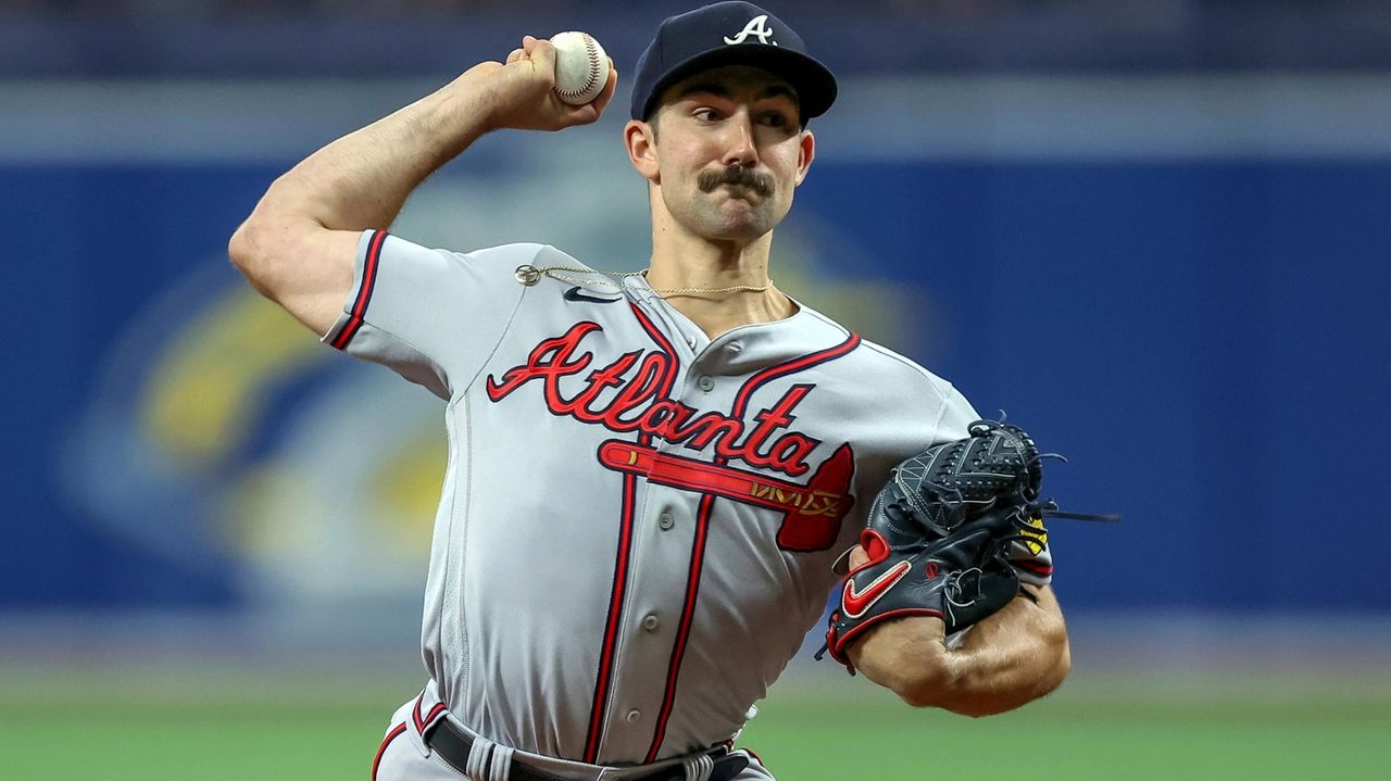 Strider cruises, the majors-best Braves pound the Rays 6-1 in battle of ...