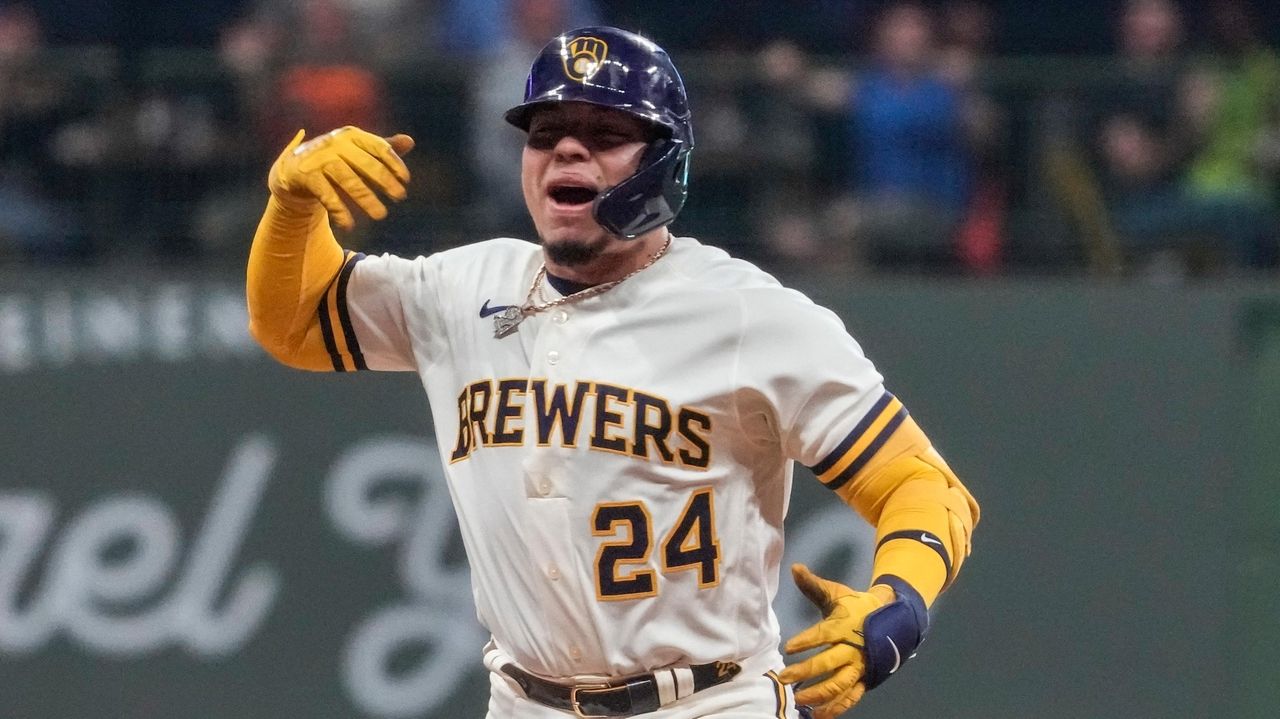 Contreras has the big hit as the Brewers overcome a 4-run deficit to ...