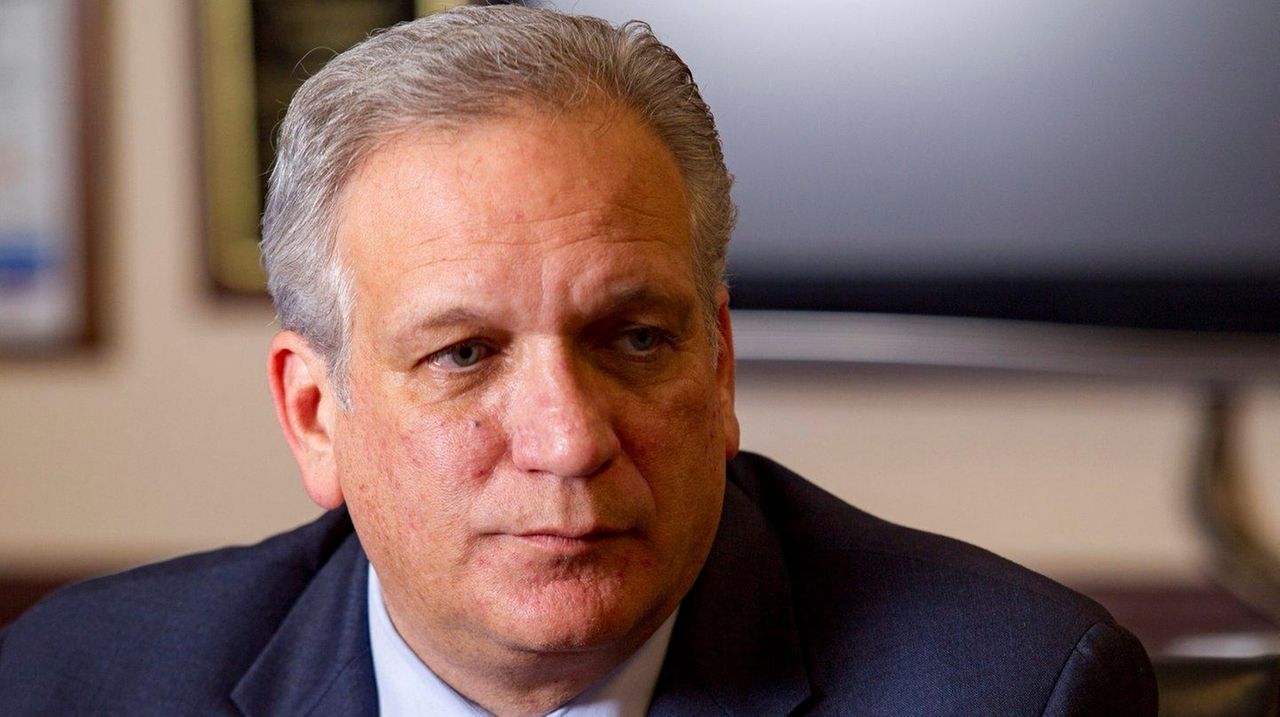 Edward Mangano plans end to borrowing for Nassau tax settlements - Newsday