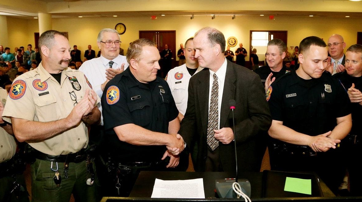 Cops, medics honored for saving ref’s life during basketball game - Newsday