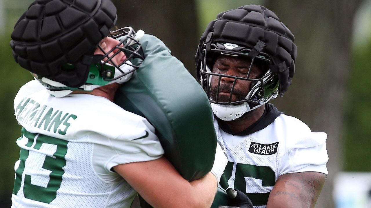 Lindenhurst's Ruckert gets first Jets TD - Newsday