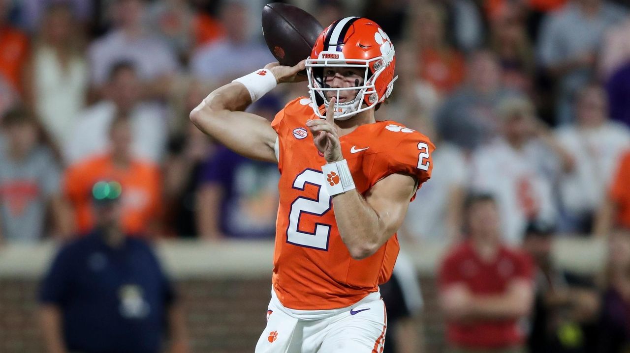 No. 17 Clemson wears down Stanford with Klubnik's 5 TDs and defense's 3 ...
