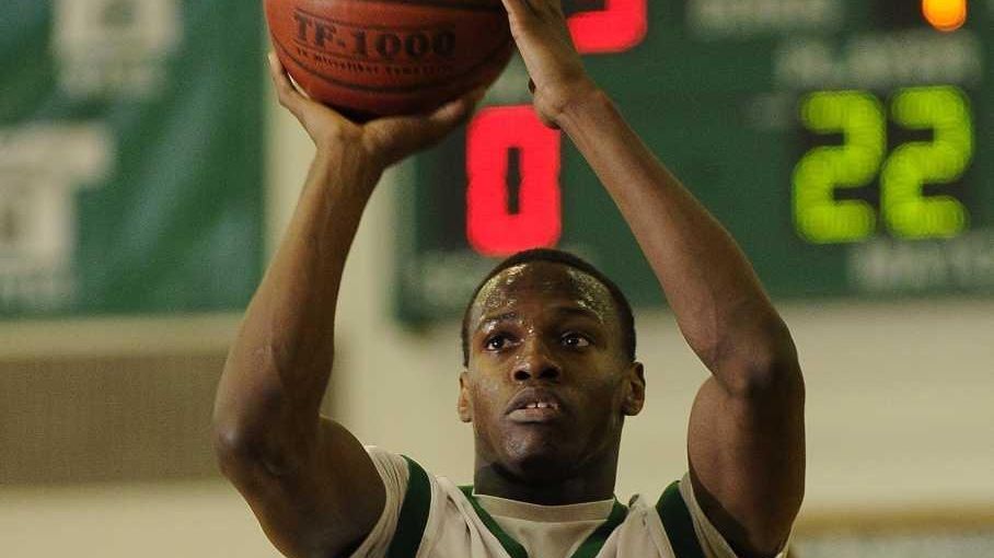 Herricks' Andrew Fellus, Farmingdale's Dalique Mingo join 1,000 point ...