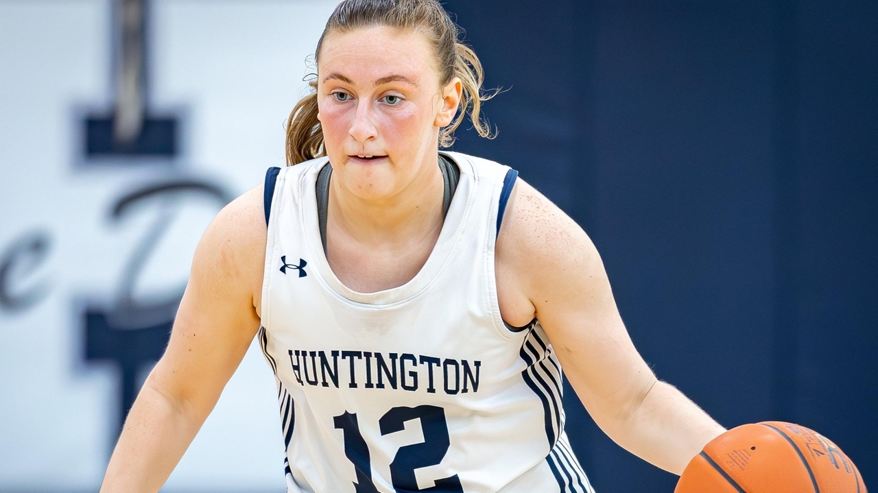 Jolie Weinschreider, Ava McDonald take control in second half to propel ...