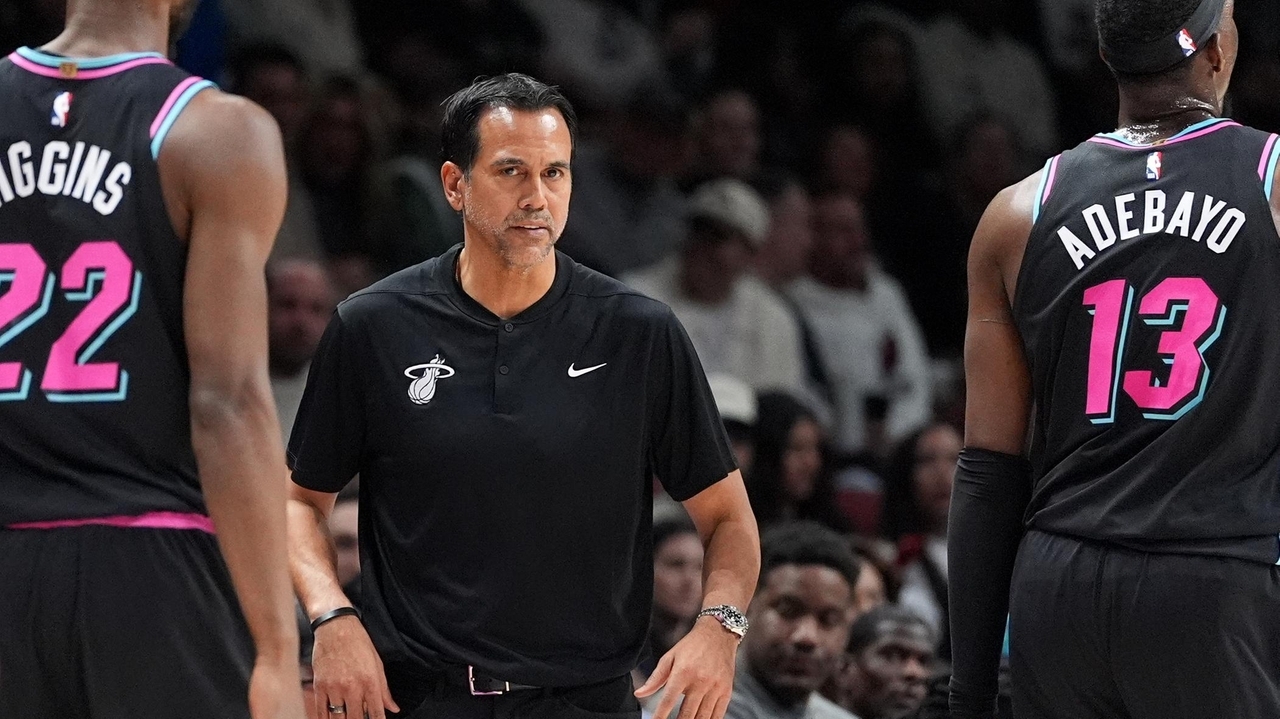 Simons scores 39 points off the bench, Brown adds 27 and Celtics rally ...