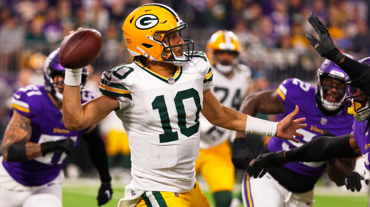 Packers look to finish regular season by beating the Bears for 12th ...