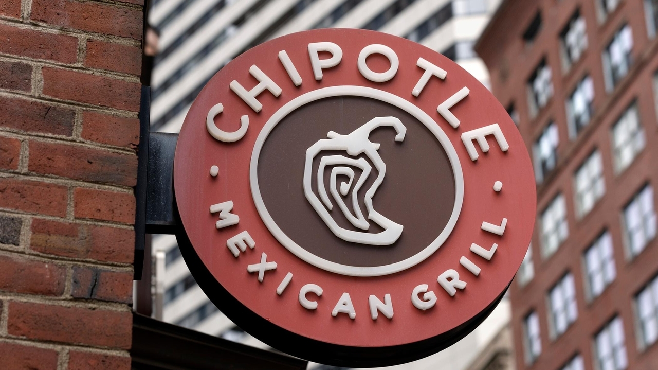 Chipotle is raising US prices after promising bigger portions - Newsday