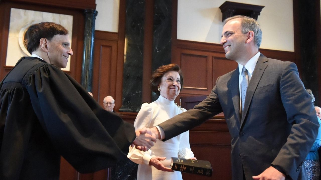 Bianco sworn in as judge on Second Circuit Court of Appeals - Newsday