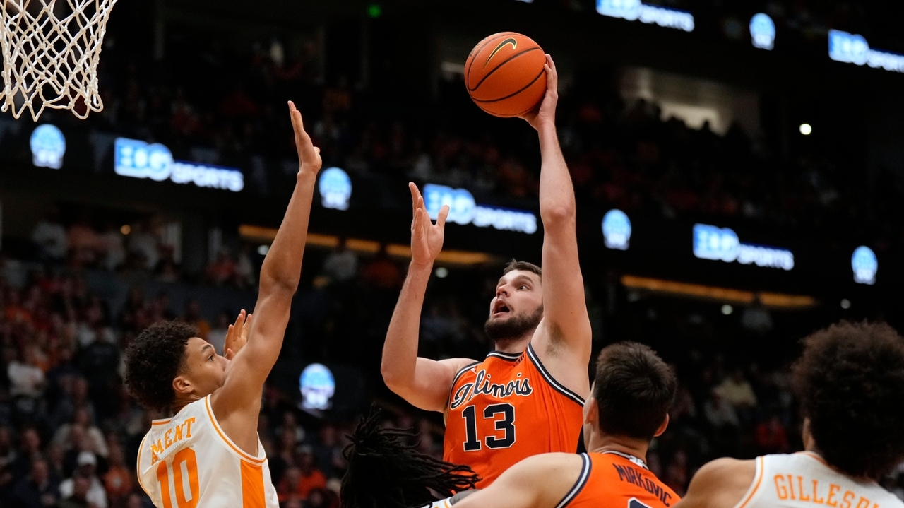 No. 14 Illinois beats No. 13 Tennessee 75-62 in Music City Madness ...