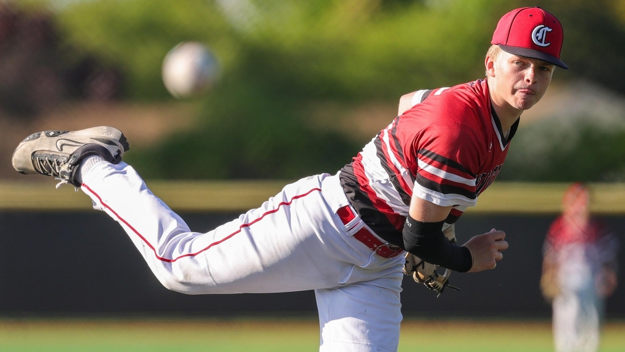Connetquot baseball's Jack Doucet throws four-hitter - Newsday