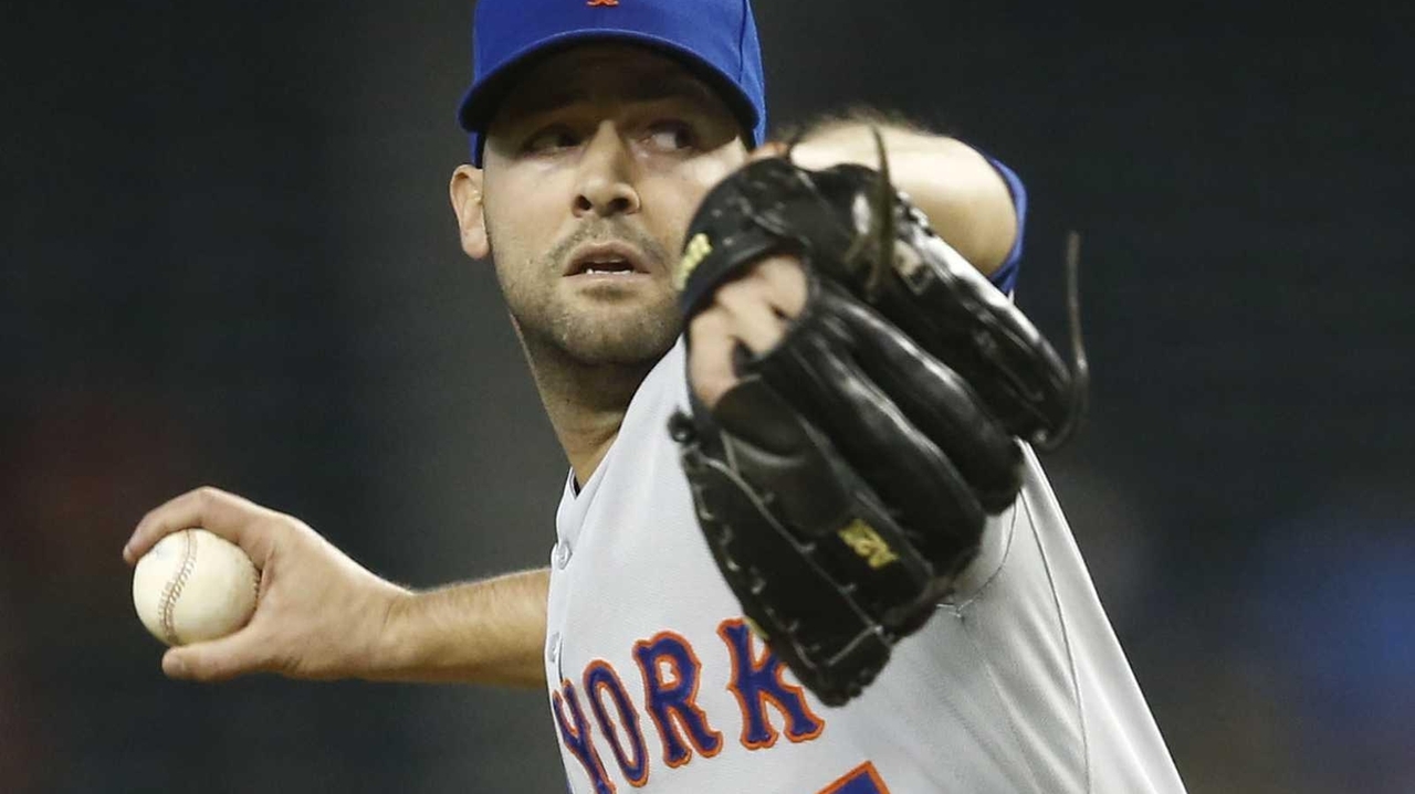 Dillon Gee pitches seven shutout innings to help Mets sweep ...