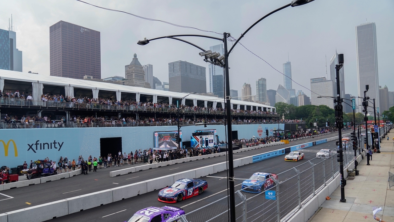 Downtown Chicago Xfinity Series street race suspended until Sunday ...