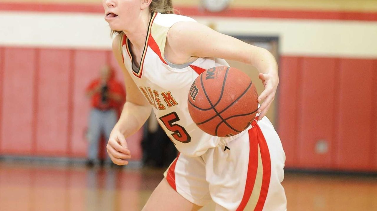 Katie Doherty leads Sachem East to win - Newsday