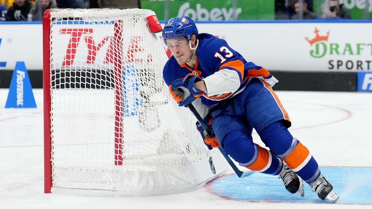 Islanders' Mathew Barzal is competitive in NHL's Skills competition ...