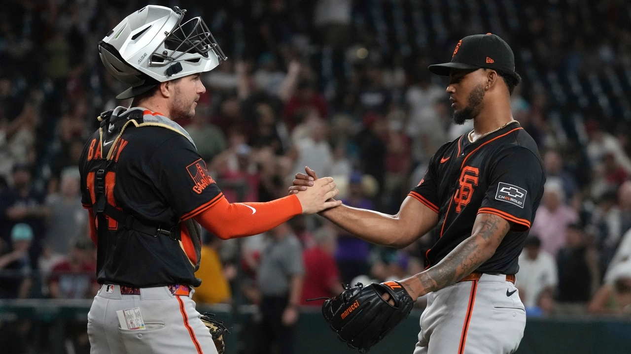Bailey hits sacrifice fly in 10th to lift Giants over D-backs and snap ...